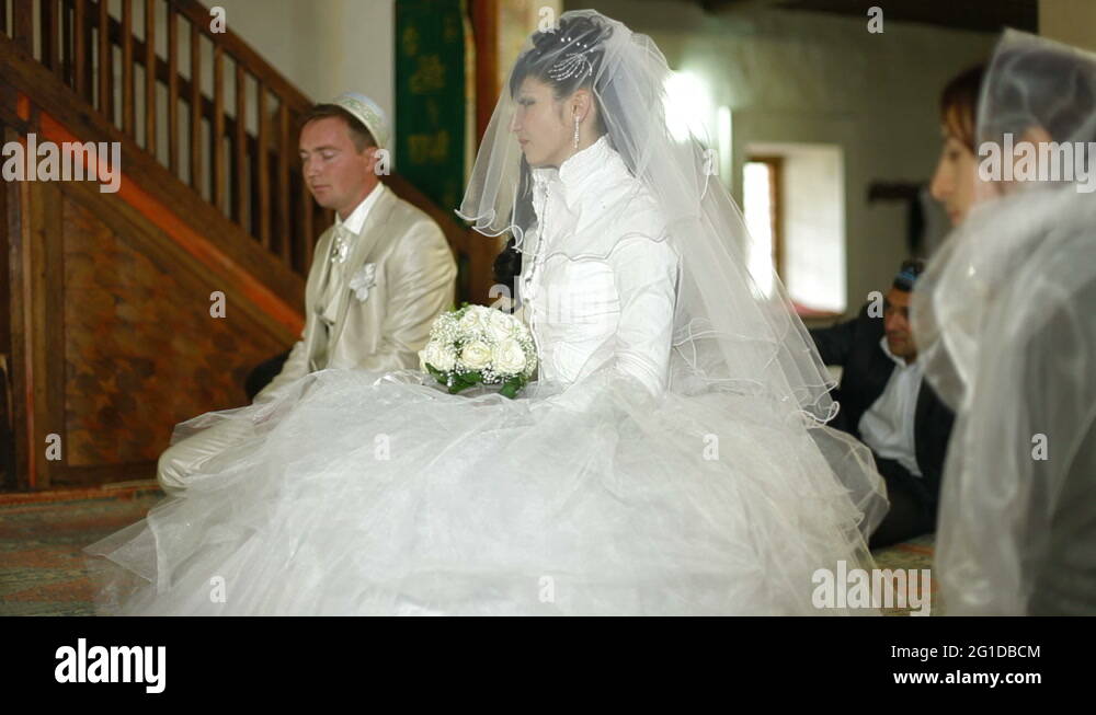 Islamic wedding ceremony in a mosque Stock Video Footage - Alamy