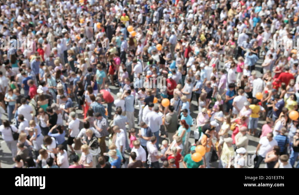 Crowded place Stock Videos & Footage - HD and 4K Video Clips - Alamy