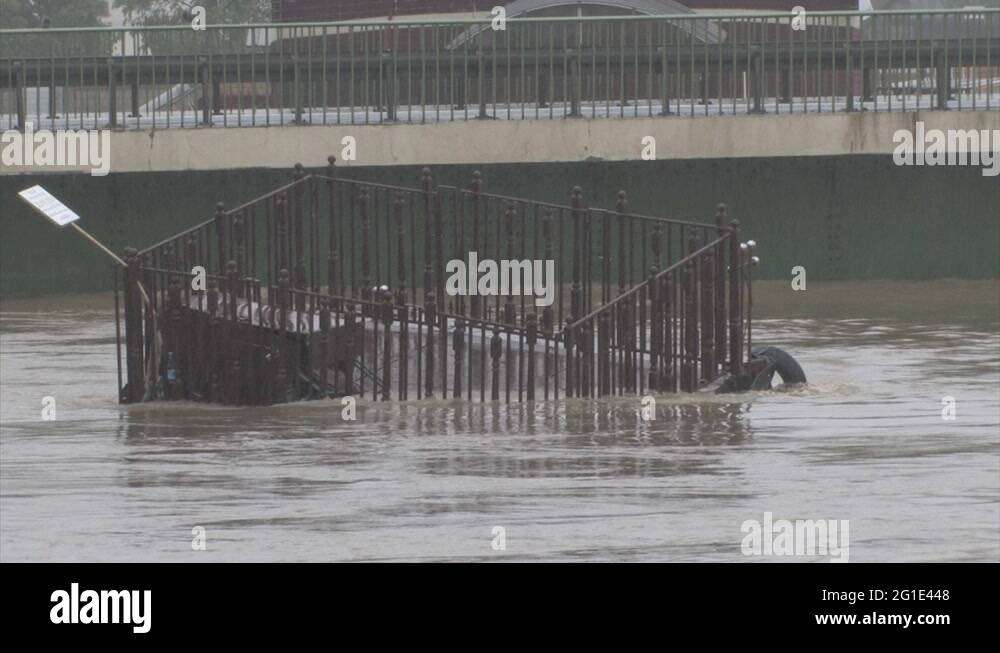 Climate platform Stock Videos & Footage - HD and 4K Video Clips - Alamy