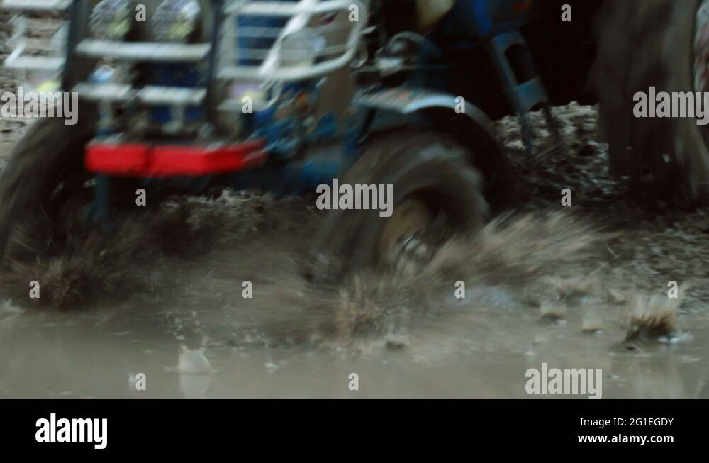 Rally tractor Stock Videos & Footage - HD and 4K Video Clips - Alamy