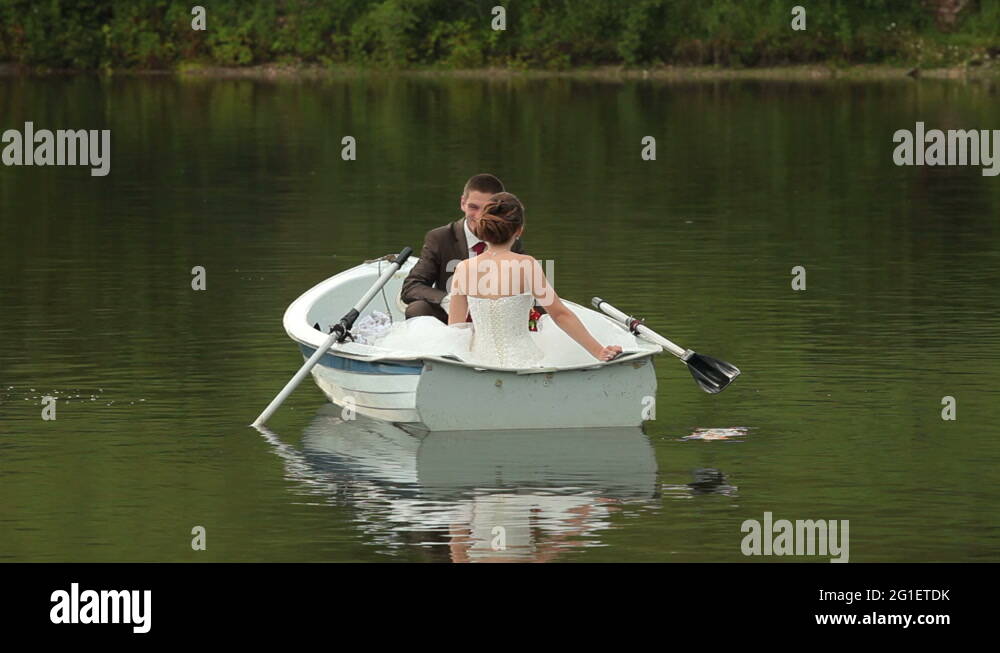 Rowing slides Stock Videos & Footage - HD and 4K Video Clips - Alamy