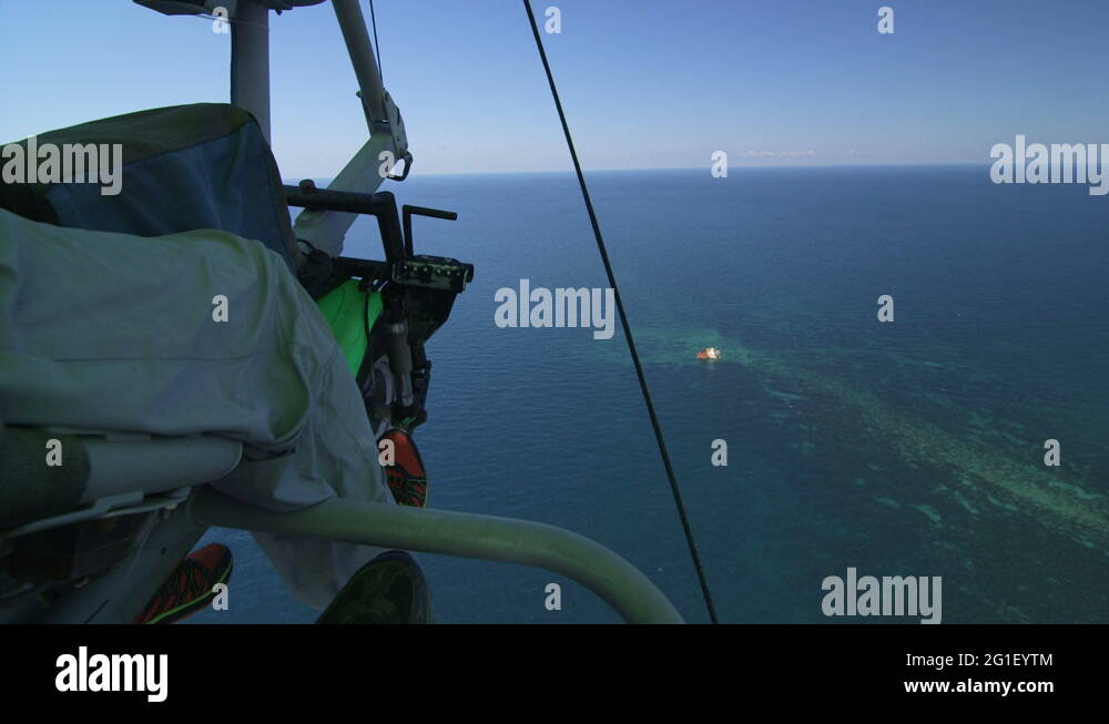 Sinking aircraft Stock Videos & Footage - HD and 4K Video Clips - Alamy