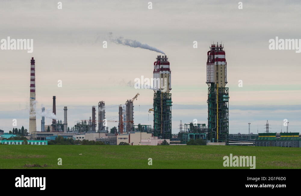 Ammonia chemical plant Stock Videos & Footage - HD and 4K Video Clips ...