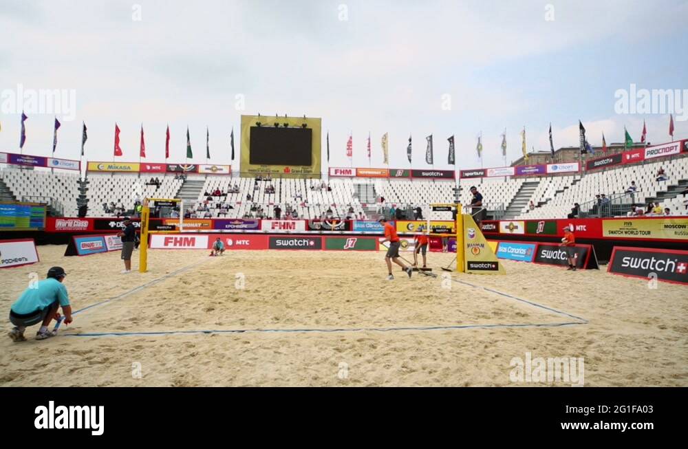 Prepare pitch Stock Videos & Footage - HD and 4K Video Clips - Alamy