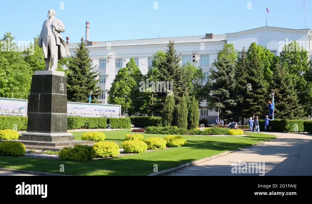 Soviet factory lenin Stock Videos & Footage - HD and 4K Video Clips - Alamy