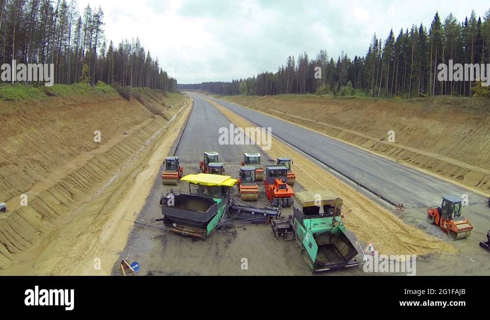 Two way vehicle Stock Videos & Footage - HD and 4K Video Clips - Alamy