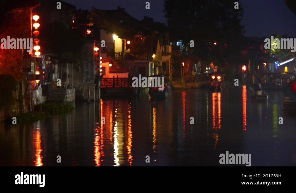 Traditional Chinese houses in XiTang Water Town at night,shanghai,China ...