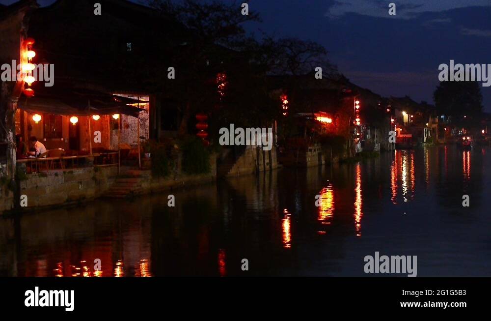 Traditional Chinese houses in XiTang Water Town at night,shanghai,China ...