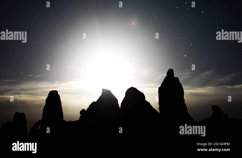 Monolithic formation Stock Videos & Footage - HD and 4K Video Clips - Alamy