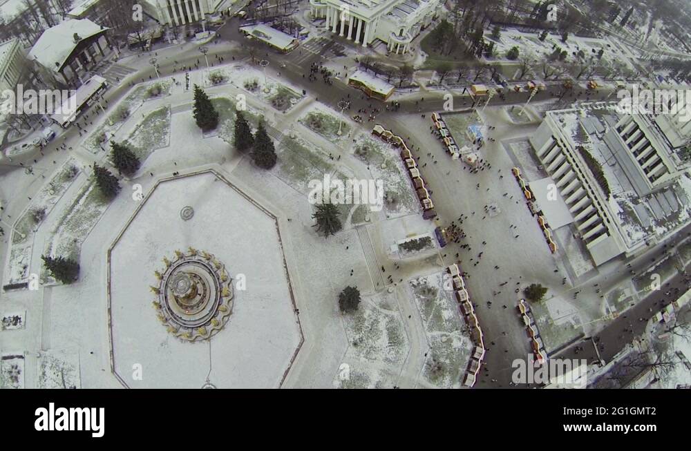 Friendship building Stock Videos & Footage - HD and 4K Video Clips - Alamy