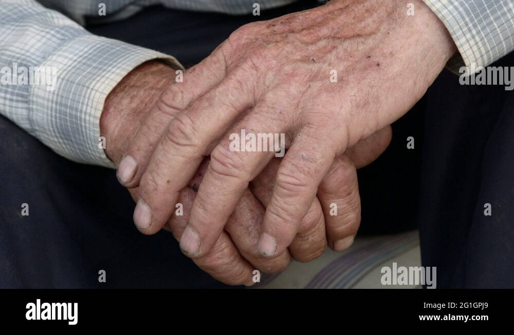 Male hands knuckles Stock Videos & Footage - HD and 4K Video Clips - Alamy
