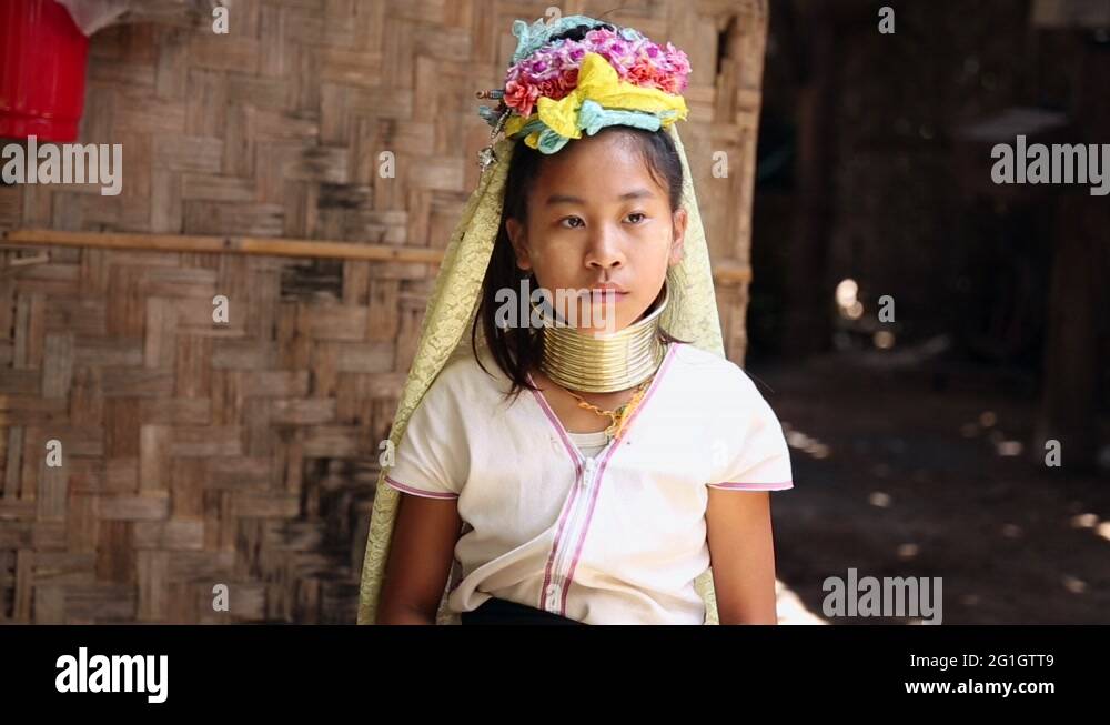Long neck children Stock Videos & Footage - HD and 4K Video Clips - Alamy