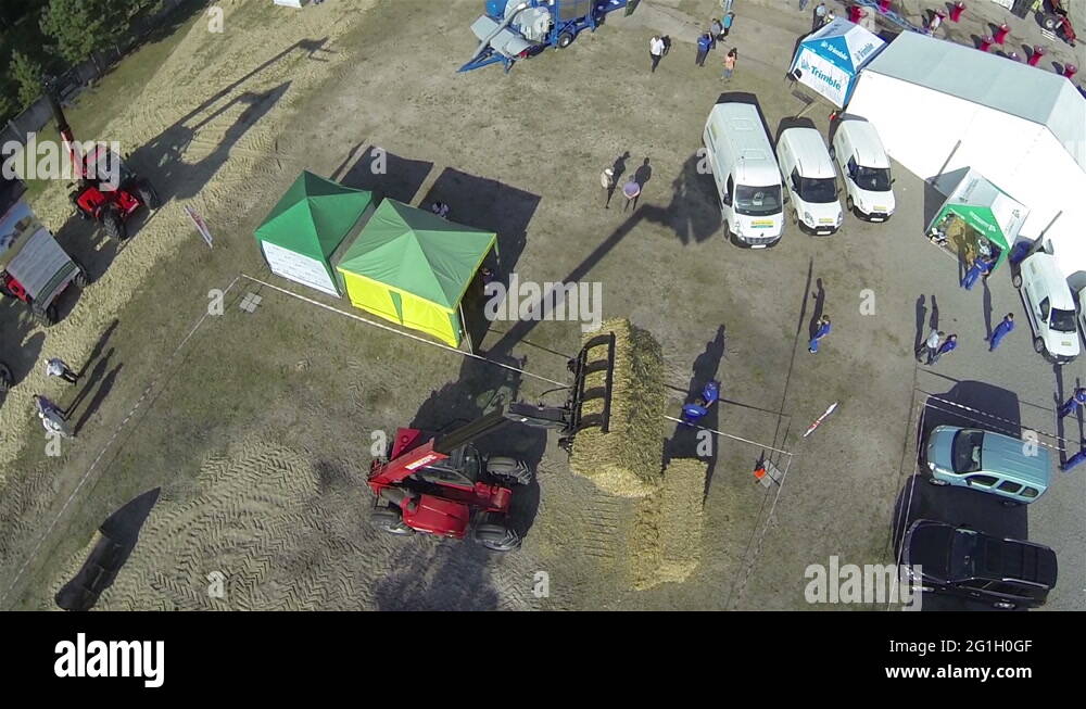 Vehicle aerial Stock Videos & Footage - HD and 4K Video Clips - Alamy