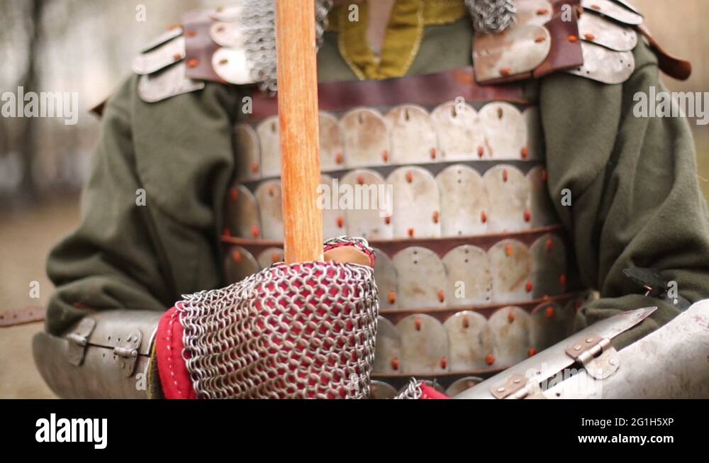 Man chainmail sword Stock Videos & Footage - HD and 4K Video Clips - Alamy