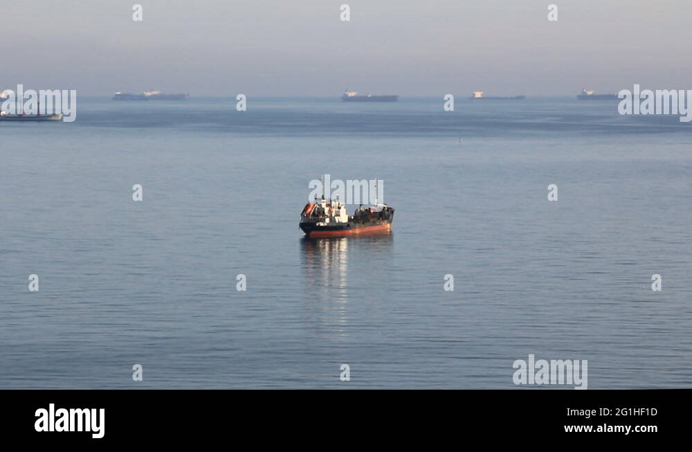 Deep sea fisher Stock Videos & Footage - HD and 4K Video Clips - Alamy