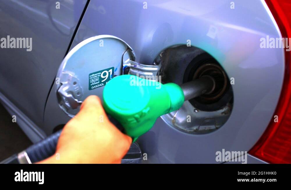 Filling up with petrol Stock Videos & Footage - HD and 4K Video Clips ...
