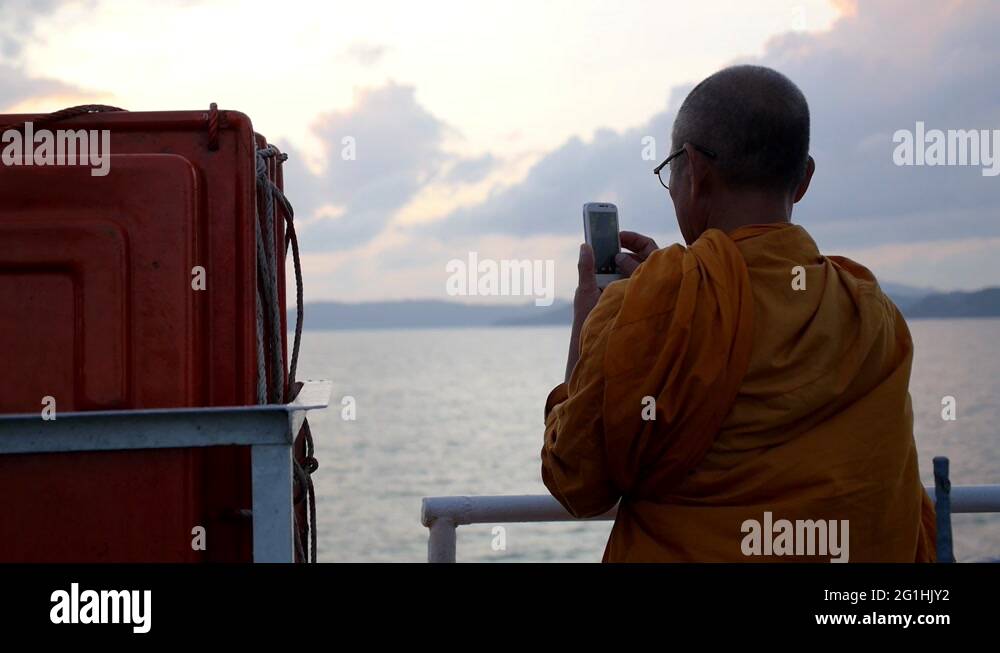 Sea monk Stock Videos & Footage - HD and 4K Video Clips - Alamy