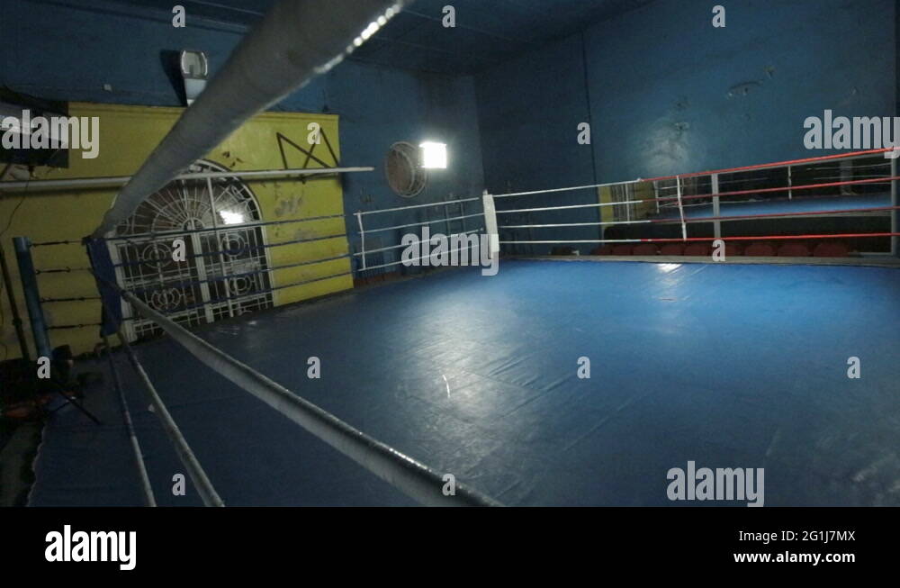 Boxing ring top view Stock Videos & Footage - HD and 4K Video Clips - Alamy