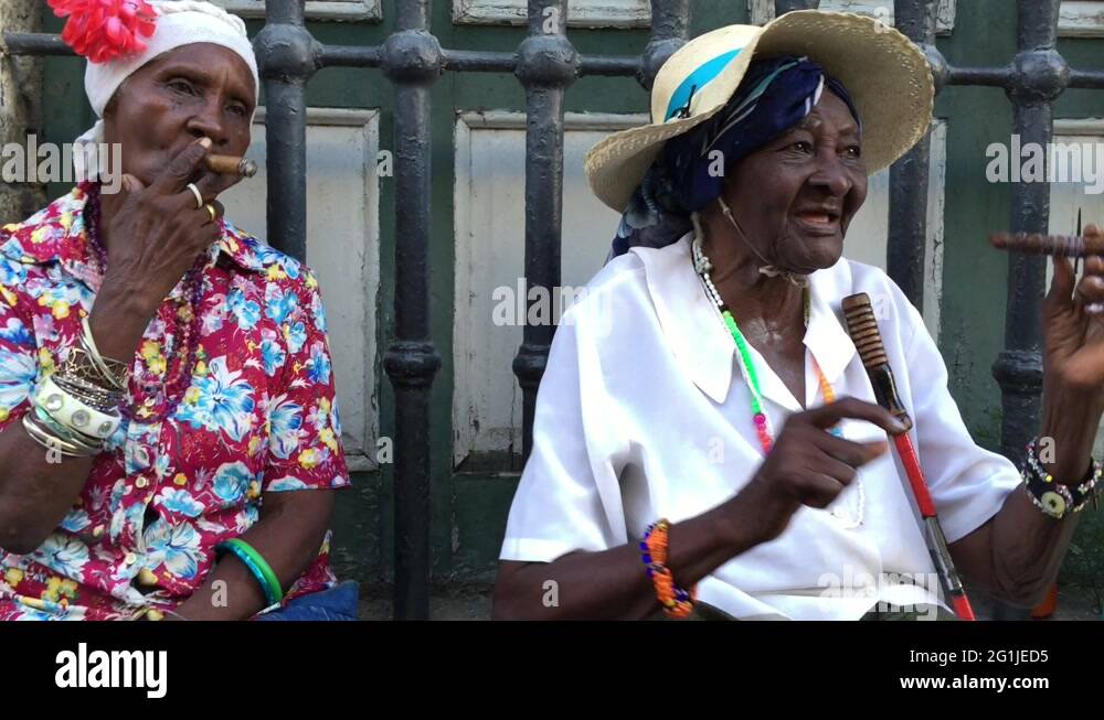 Cubans people cuba Stock Videos & Footage - HD and 4K Video Clips - Alamy