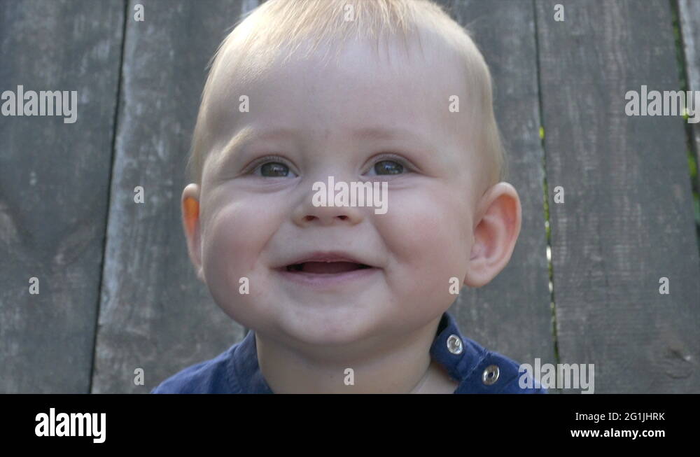 Child surprised Stock Videos & Footage - HD and 4K Video Clips - Alamy