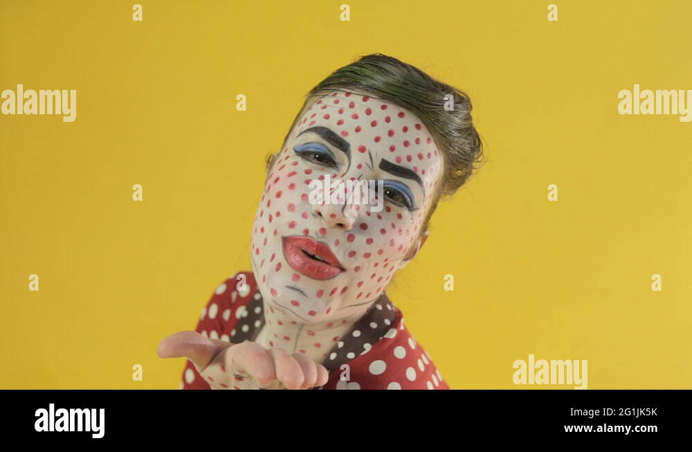 Dotted pattern comics Stock Videos & Footage - HD and 4K Video Clips ...