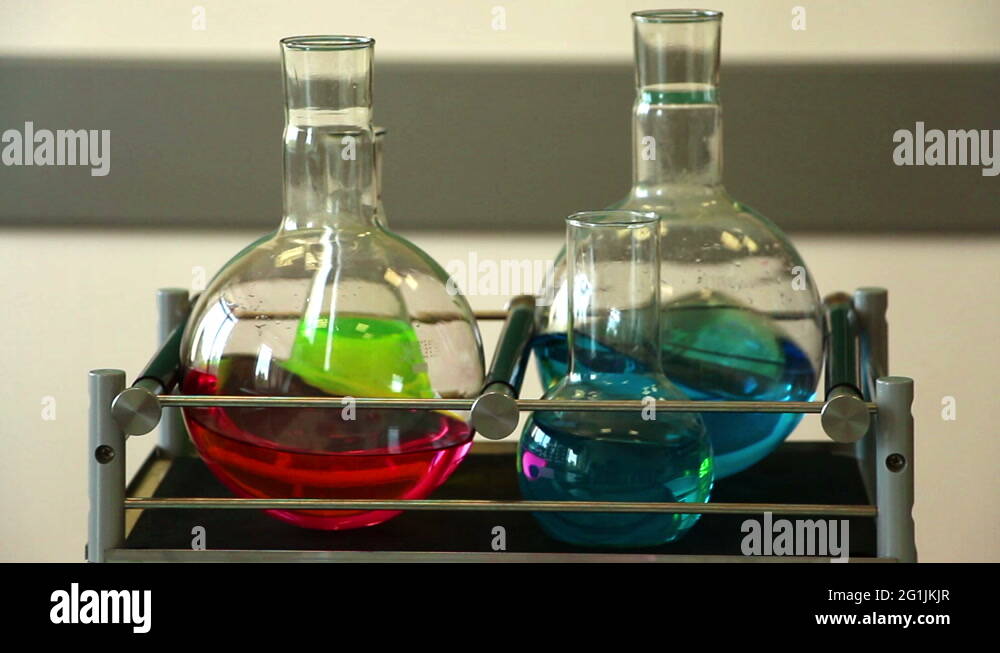 Glassware glasswares Stock Videos & Footage - HD and 4K Video Clips - Alamy