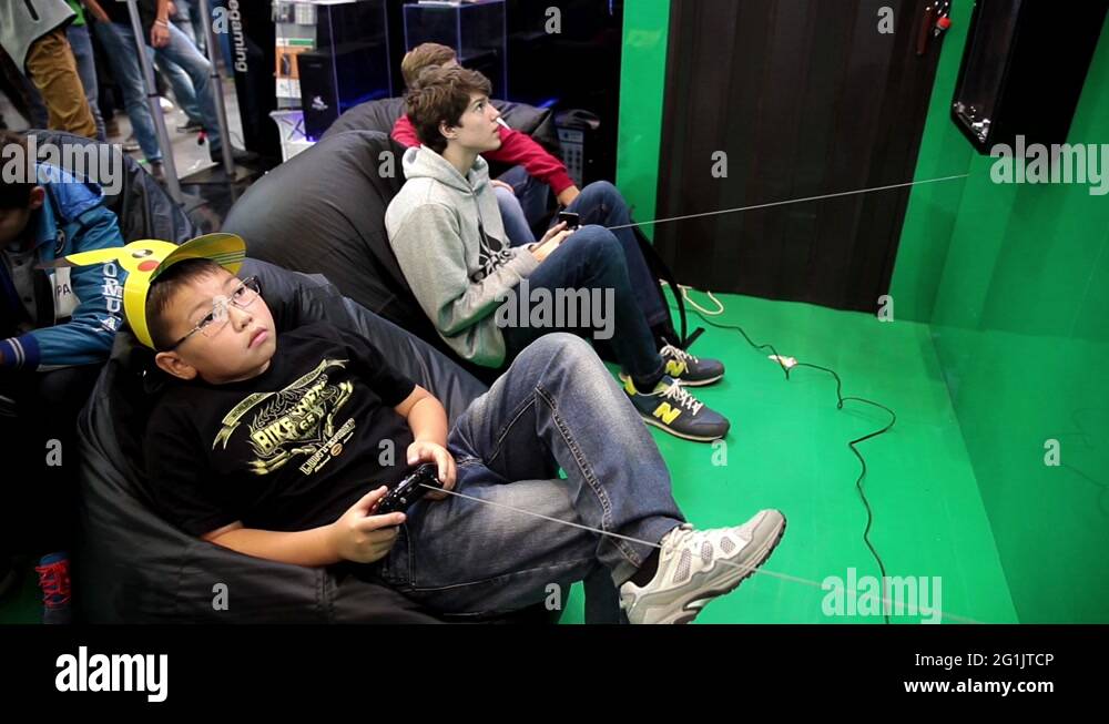 Computer club Stock Videos & Footage - HD and 4K Video Clips - Alamy