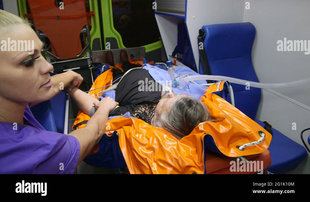 Cardiac care Stock Videos & Footage - HD and 4K Video Clips - Alamy