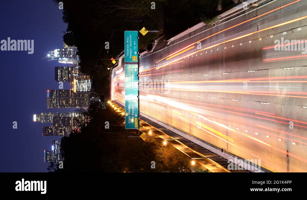 Vertical traffic light Stock Videos & Footage - HD and 4K Video Clips ...