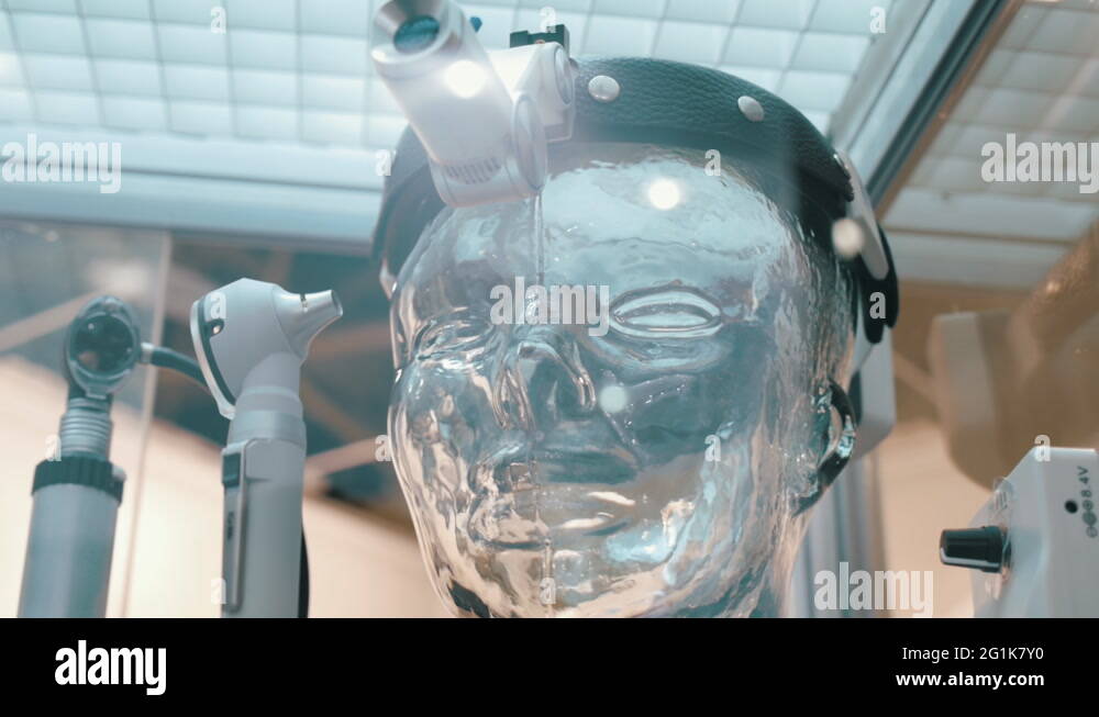 Head mirror medical Stock Videos & Footage - HD and 4K Video Clips - Alamy