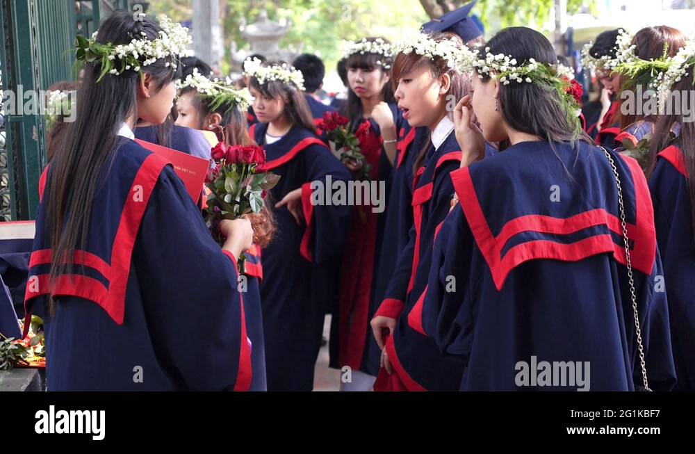 Female graduates university Stock Videos & Footage - HD and 4K Video ...