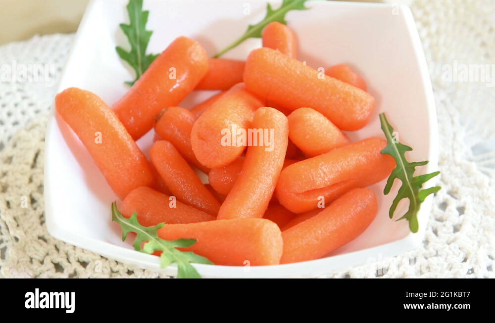 Mini carrot Stock Videos & Footage - HD and 4K Video Clips - Alamy