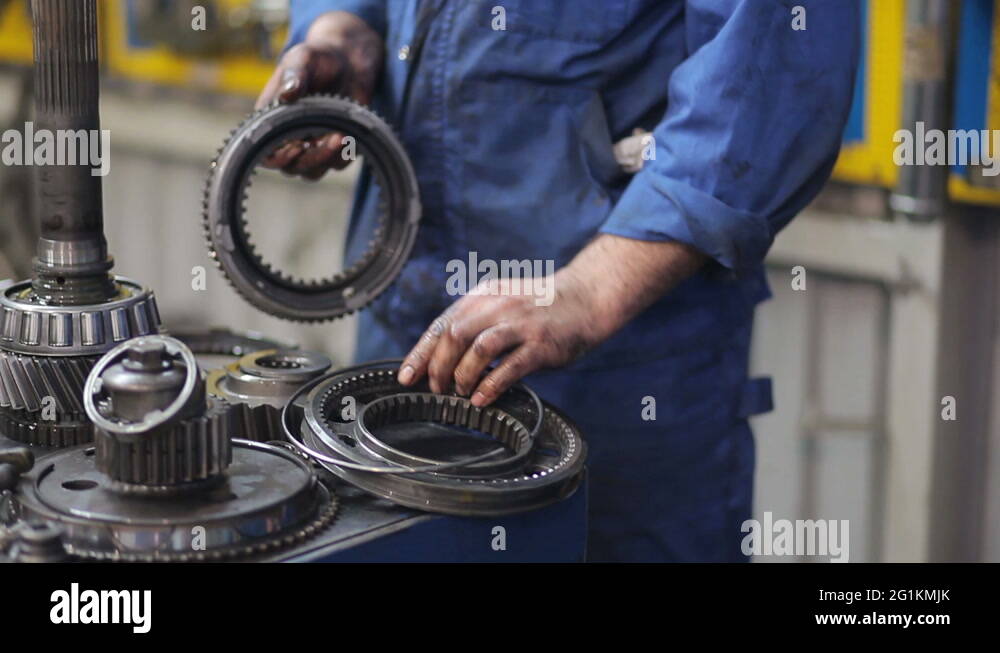 Truck transmission Stock Videos & Footage - HD and 4K Video Clips - Alamy