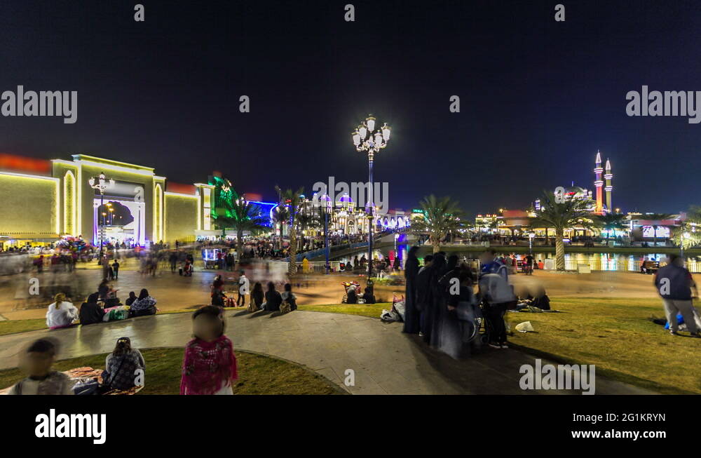 Dubai fun fair Stock Videos & Footage - HD and 4K Video Clips - Alamy