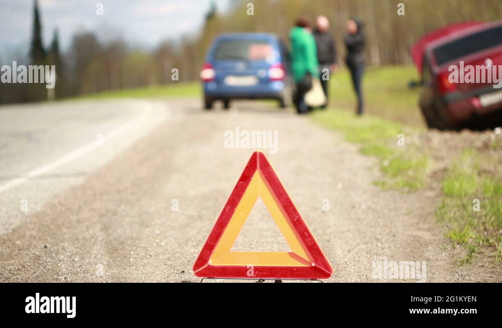 Car triangle Stock Videos & Footage - HD and 4K Video Clips - Alamy