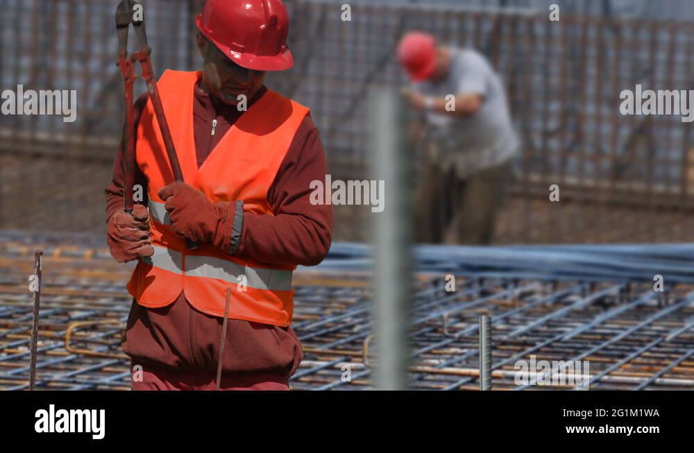 Rebar cutter Stock Videos & Footage - HD and 4K Video Clips - Alamy