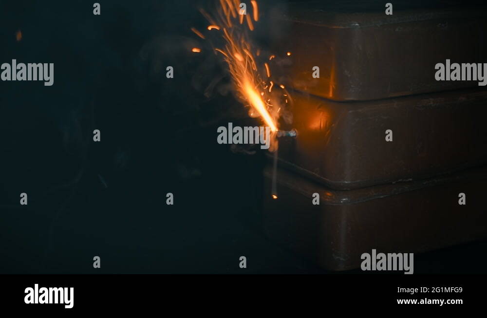 Fuse fire Stock Videos & Footage - HD and 4K Video Clips - Alamy