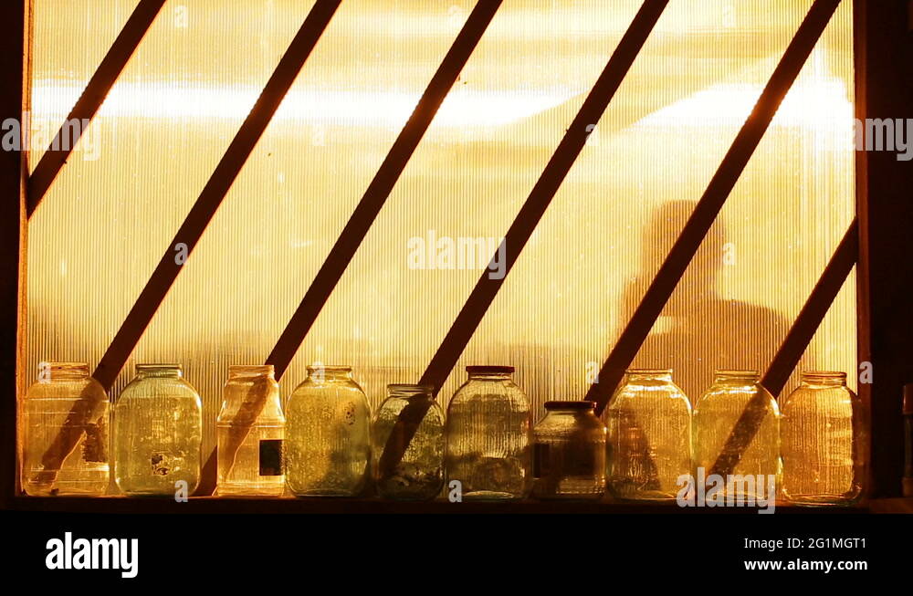 Diagonal window Stock Videos & Footage - HD and 4K Video Clips - Alamy