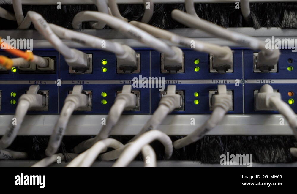 Power connections Stock Videos & Footage - HD and 4K Video Clips - Alamy