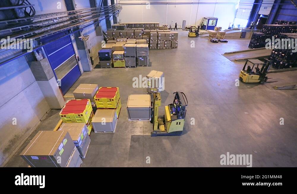 Inside storage warehouse Stock Videos & Footage - HD and 4K Video Clips ...