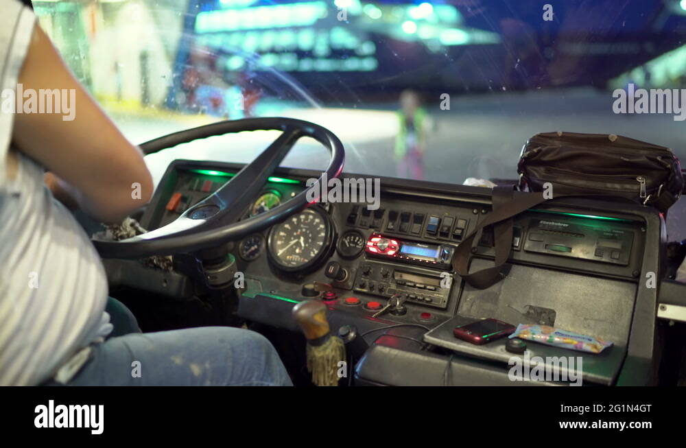 Coach port Stock Videos & Footage - HD and 4K Video Clips - Alamy