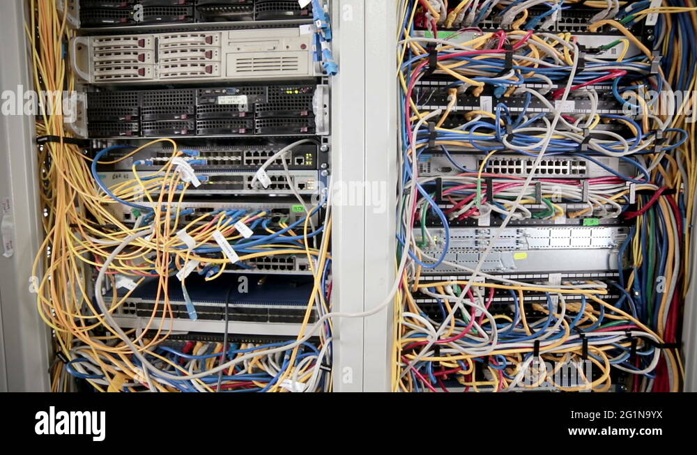 Data centre server wires Stock Videos & Footage - HD and 4K Video Clips ...