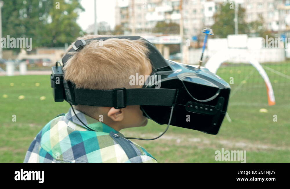 Fpv glasses Stock Videos & Footage - HD and 4K Video Clips - Alamy