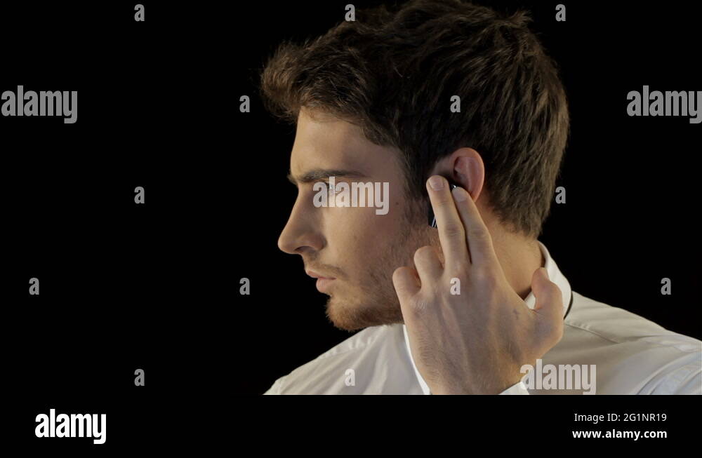 Bluetooth headset Stock Videos & Footage - HD and 4K Video Clips - Alamy