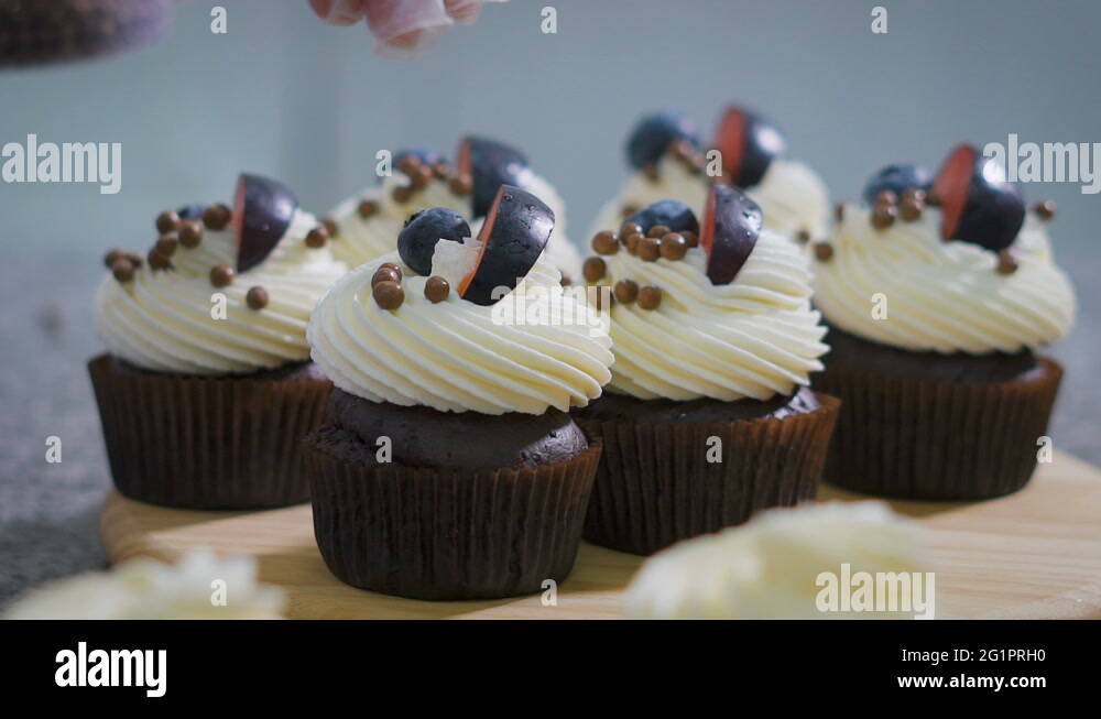 Chocolate biscuit balls Stock Videos & Footage - HD and 4K Video Clips ...