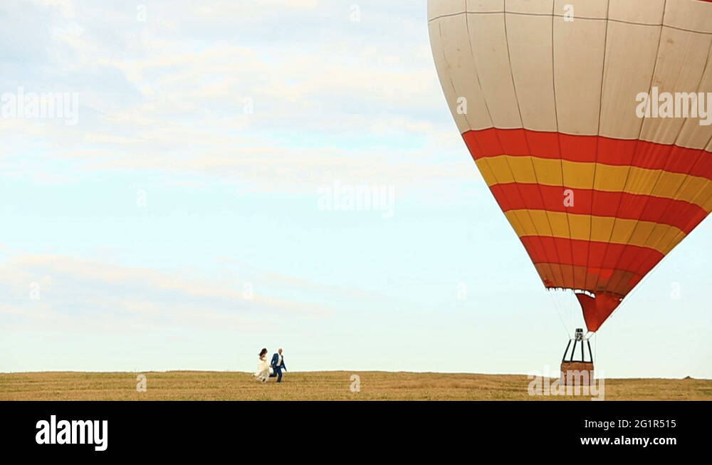 Red balloon field Stock Videos & Footage - HD and 4K Video Clips - Alamy