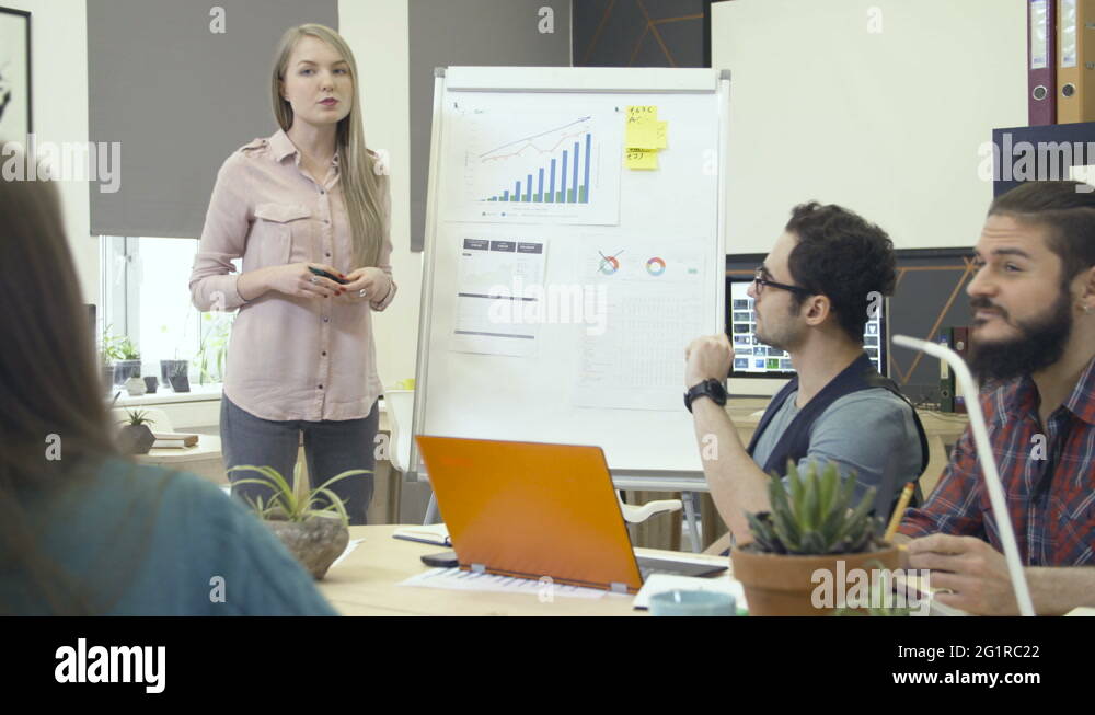 Presentation stand Stock Videos & Footage - HD and 4K Video Clips - Alamy