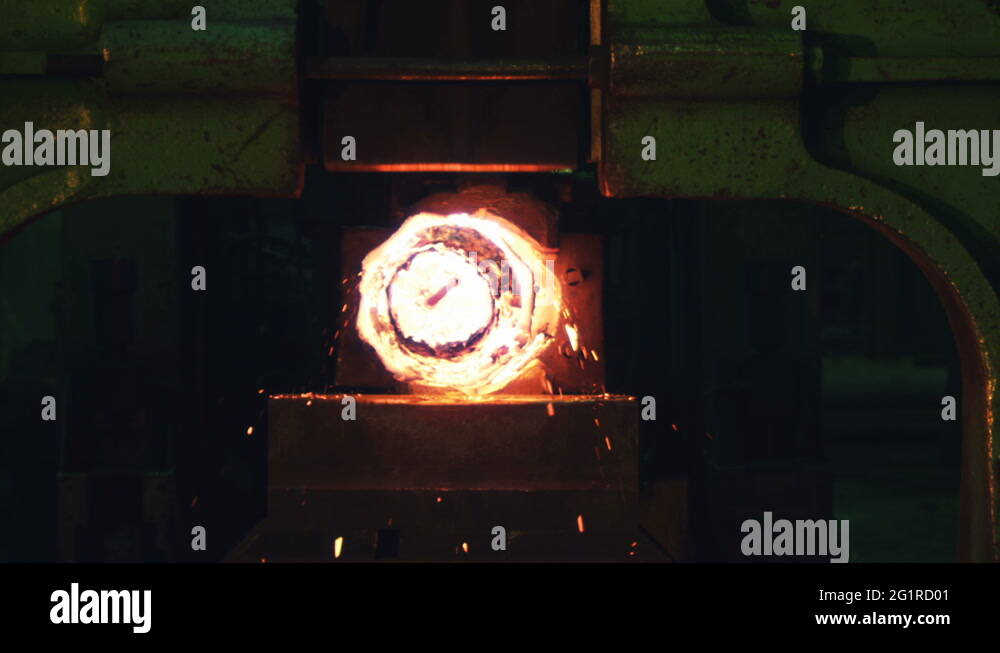 Pressing iron Stock Videos & Footage - HD and 4K Video Clips - Alamy