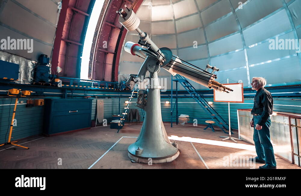 Scientific telescope Stock Videos & Footage - HD and 4K Video Clips - Alamy