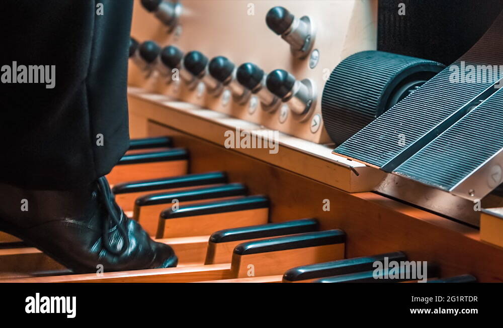 Pipe organ keyboard console Stock Videos & Footage - HD and 4K Video ...